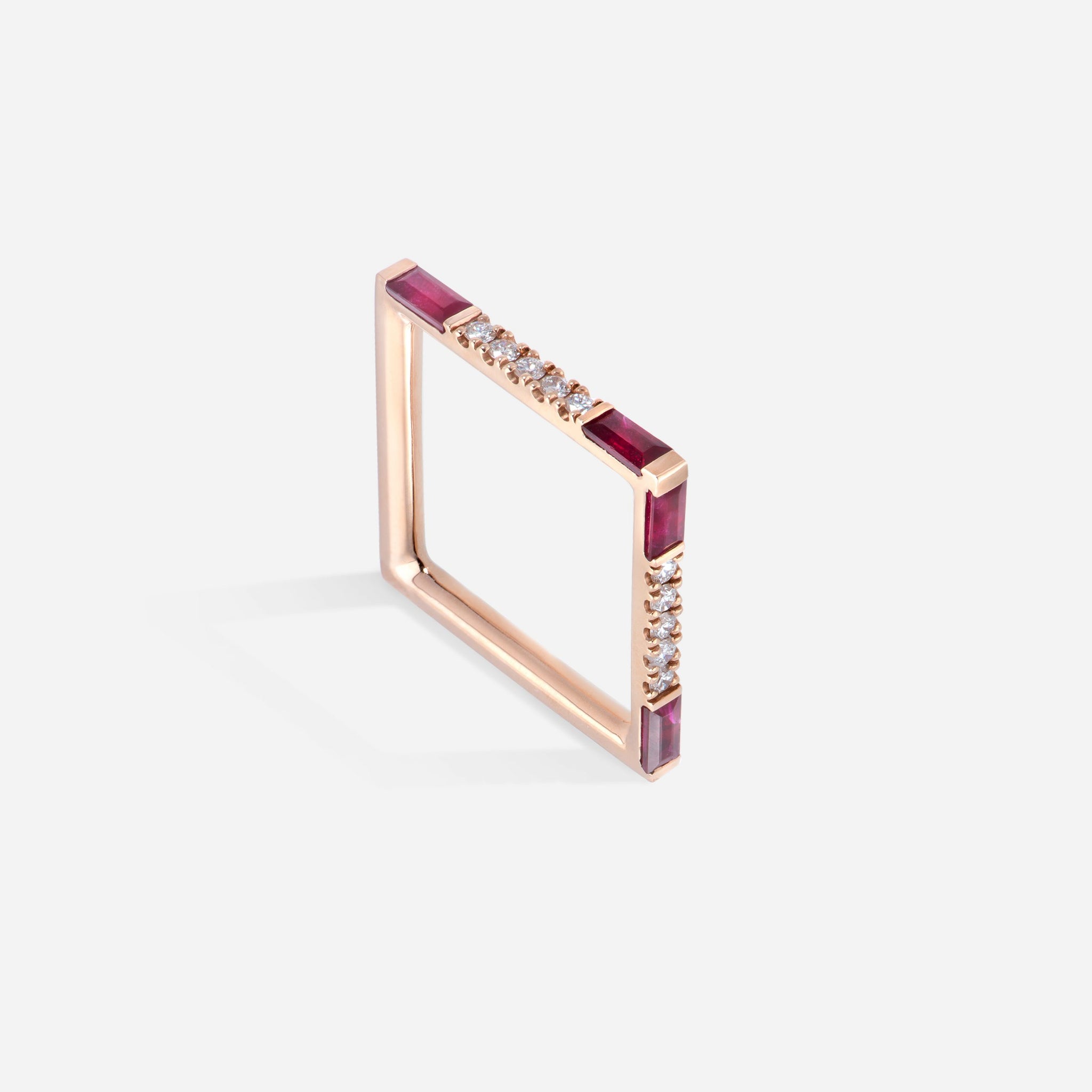 Square Ring I am Red - Gold And Roses